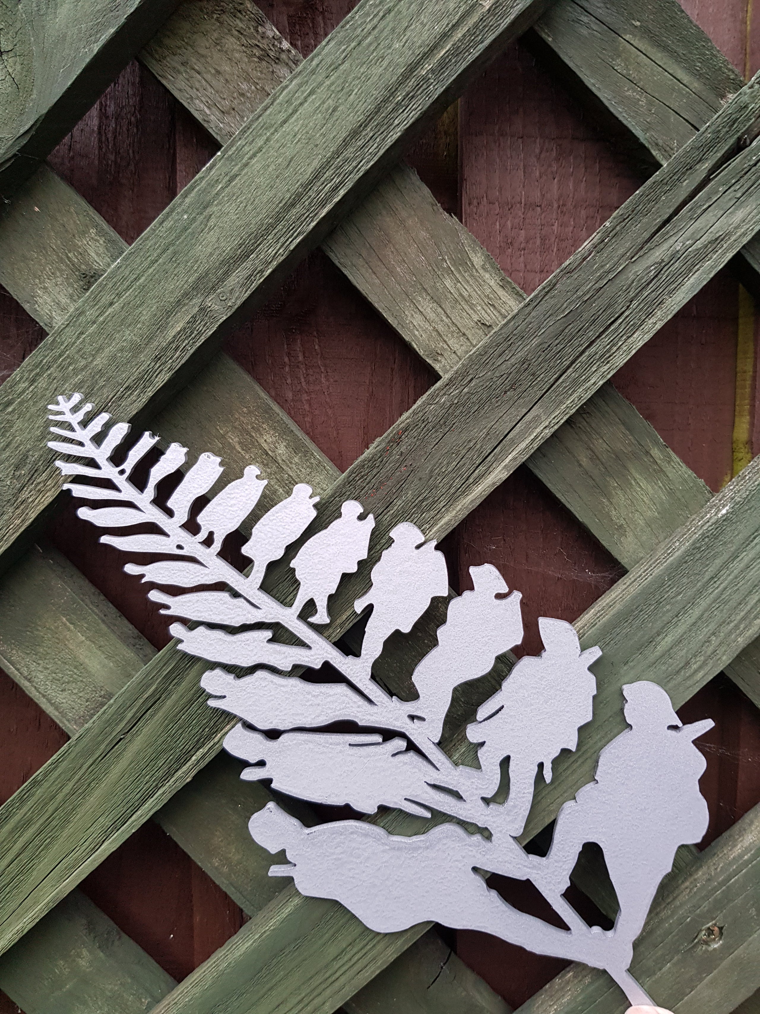 Metal Silver Fern Leaf Soldier Silhouette Desk or Garden Ornament ...